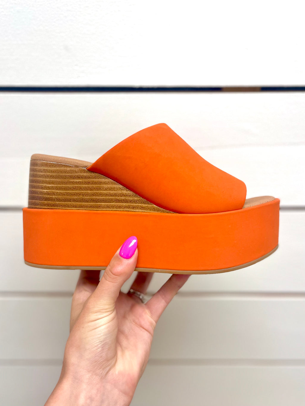 Georgia Platform Wedge – Maren + Main Boutique